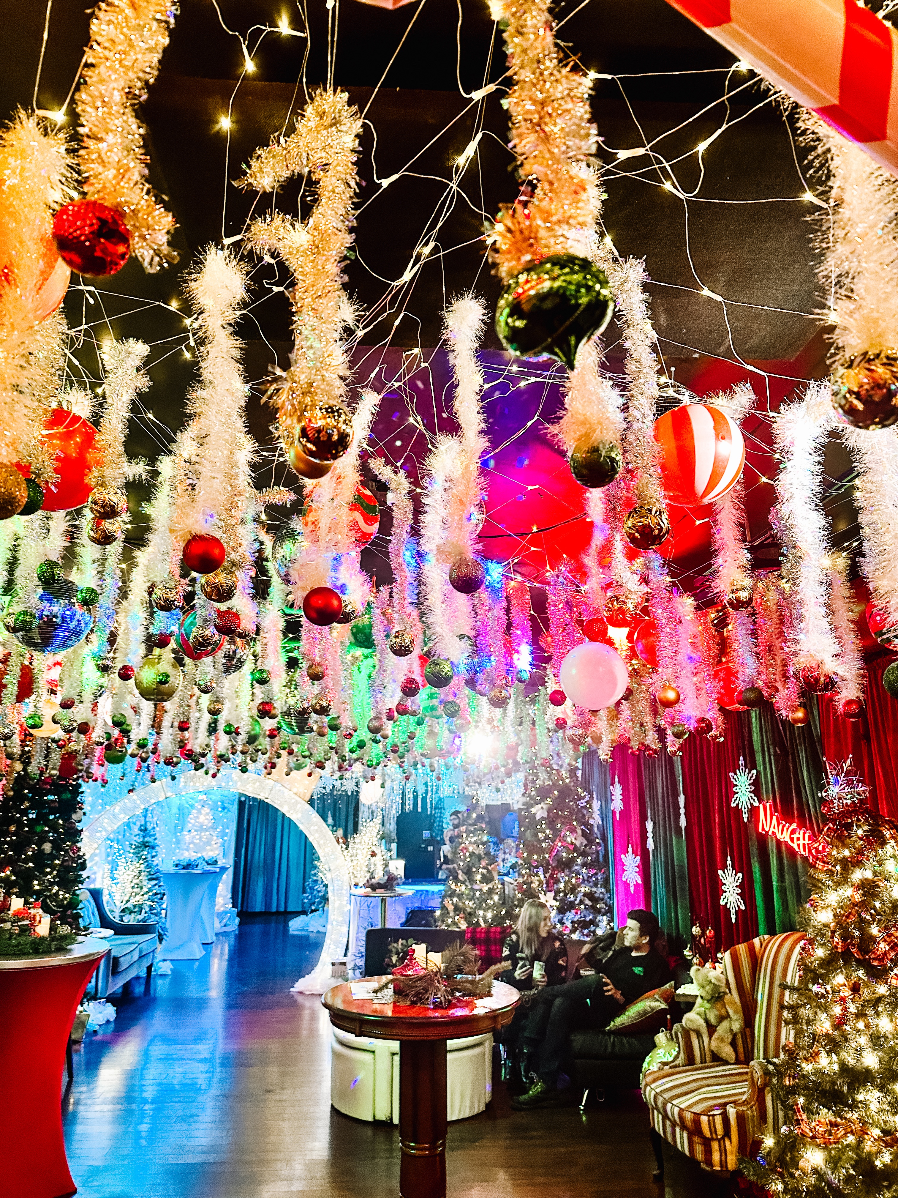 Holiday Guide: Pop-Up Bars in Pittsburgh – The 412 Franimal
